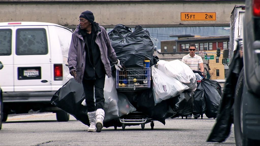 How Homeless People Make their Livings Redeeming Recyclables ...