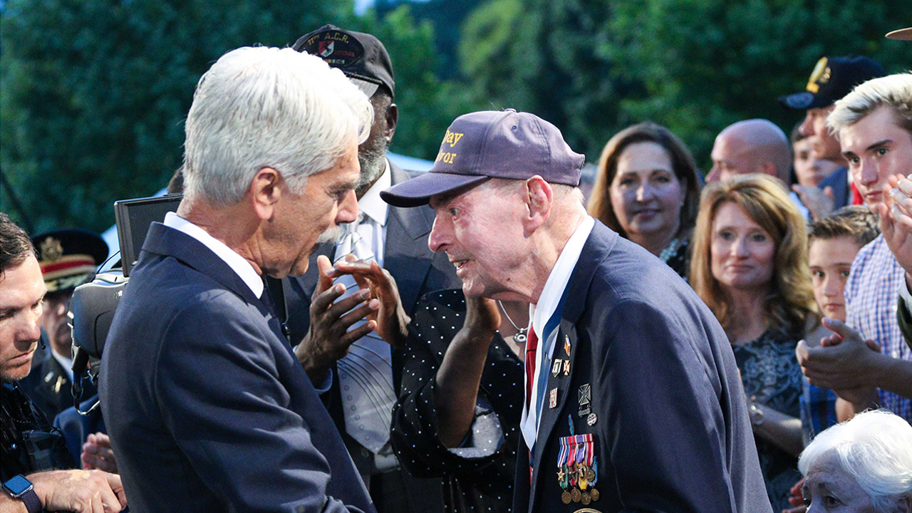 Sam Elliott pays tribute to SGT Ray Lambert at the 2019 National ...