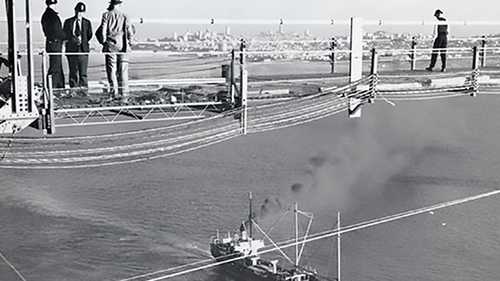 Spinning the Cables | American Experience | Official Site | PBS