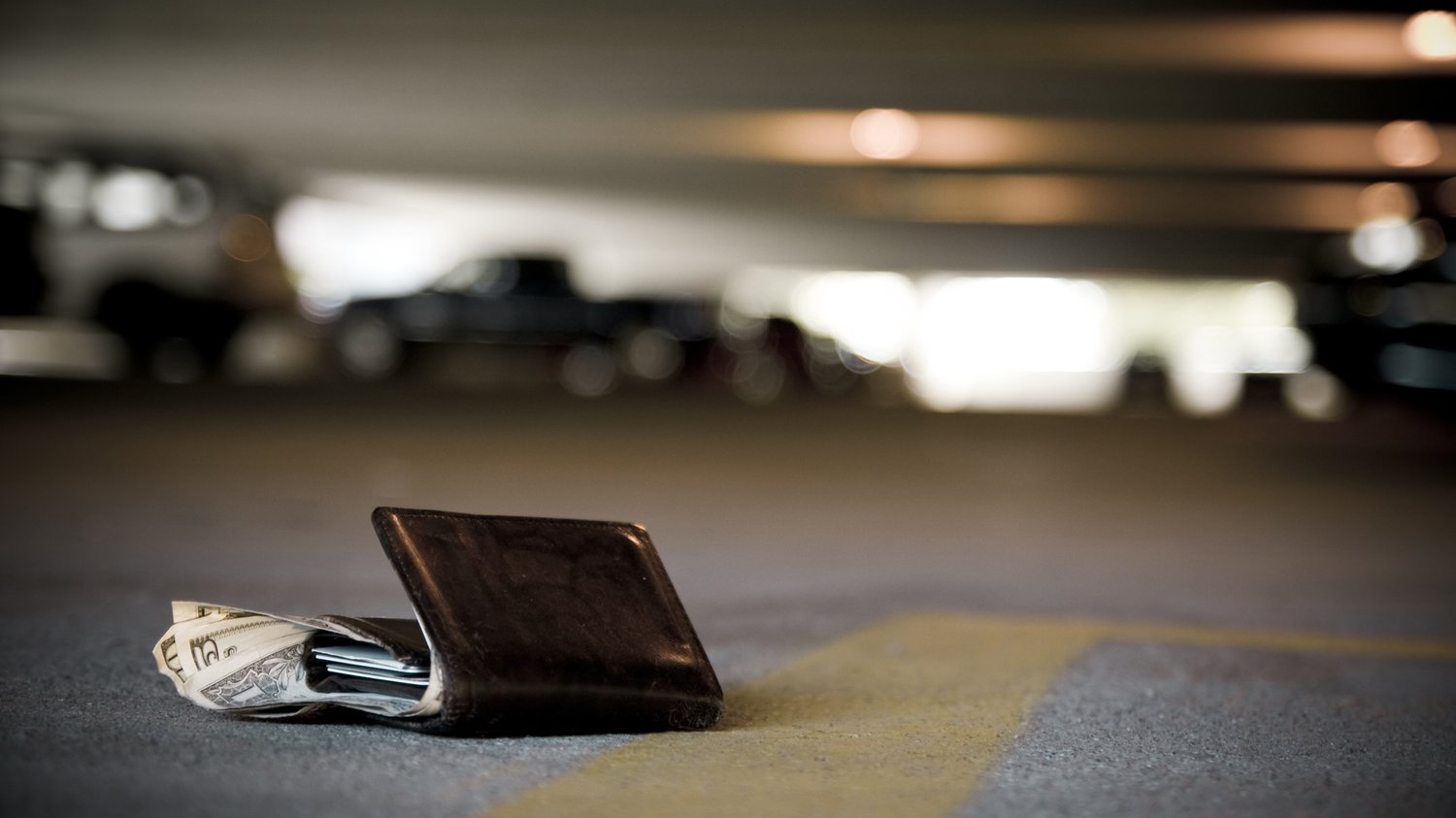 Humans are surprisingly honest when it comes to returning lost wallets ...