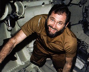 Scientist Obituary: William Pogue, the "Earthiest of All Astronauts ...