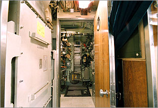 NOVA Online | Submarines, Secrets, and Spies | Springfield Forward ...