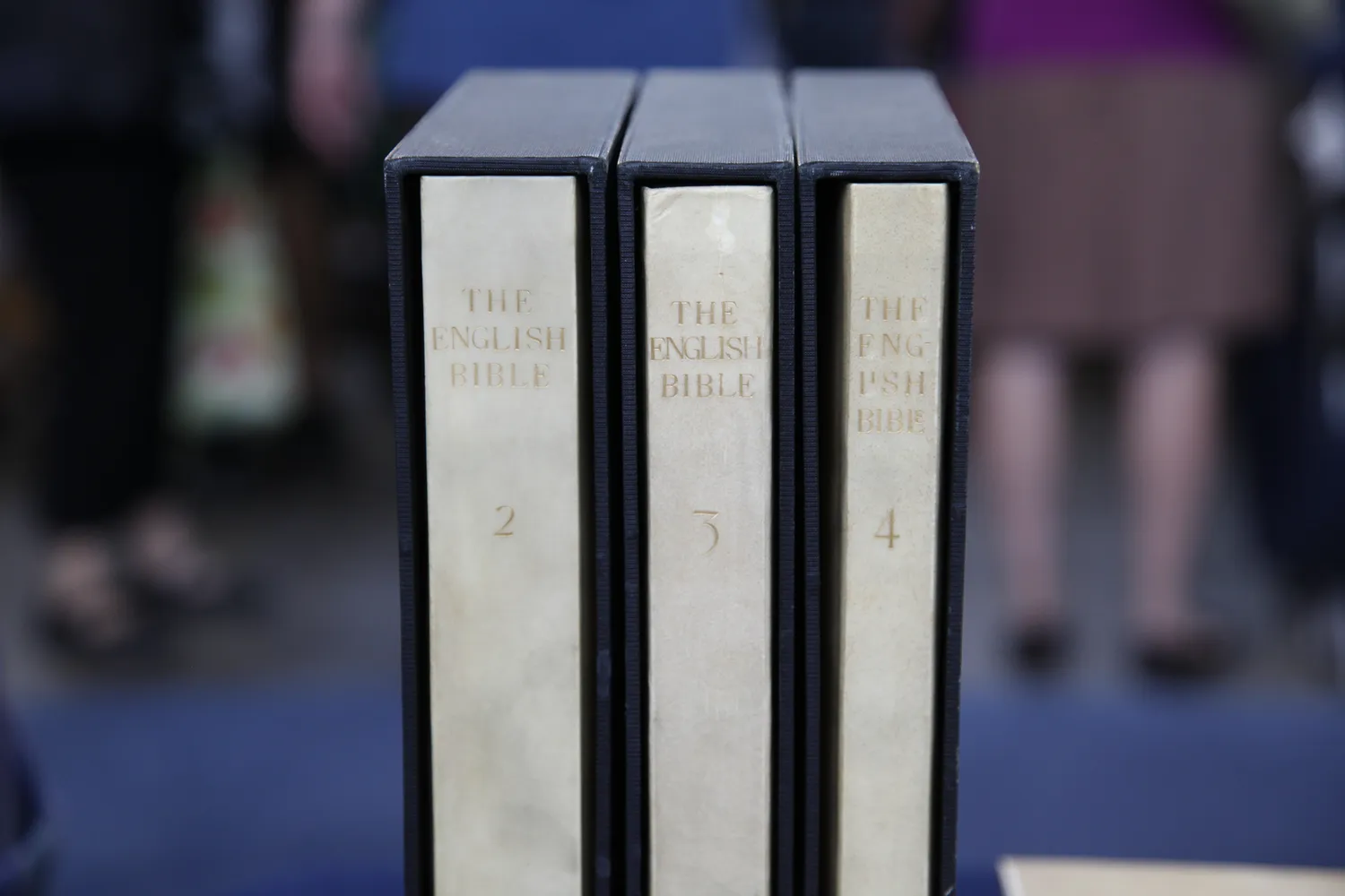 1903-1905 The Doves Press Bible | Antiques Roadshow | PBS