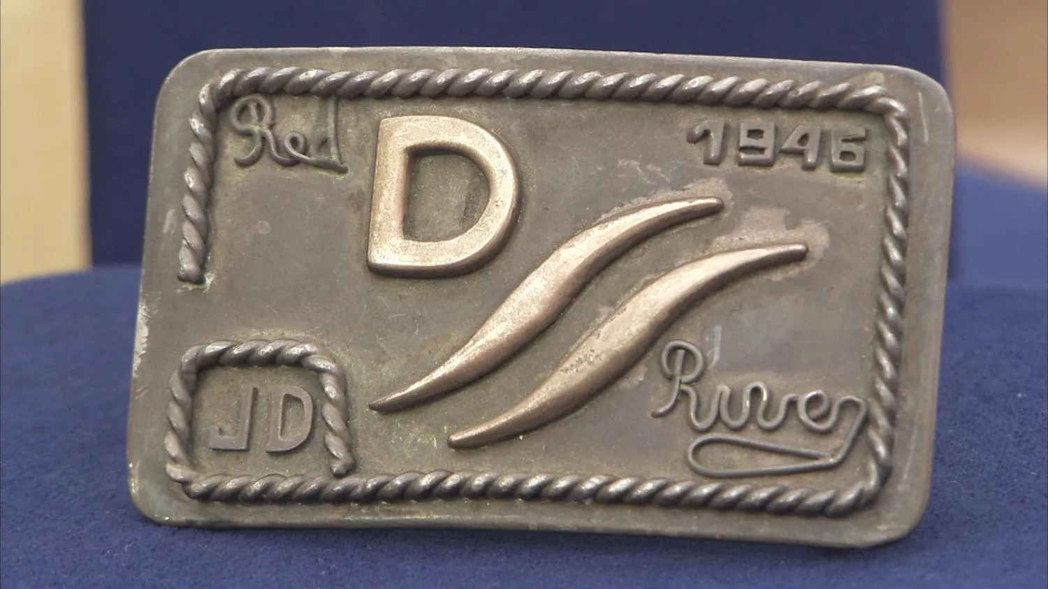 1946 John Datu Arensma "Red River" Belt Buckle | Antiques Roadshow | PBS