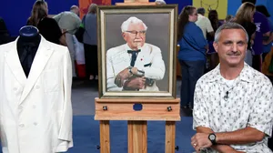 Col. H. Sanders Suit with Signed Photo | Antiques Roadshow | PBS