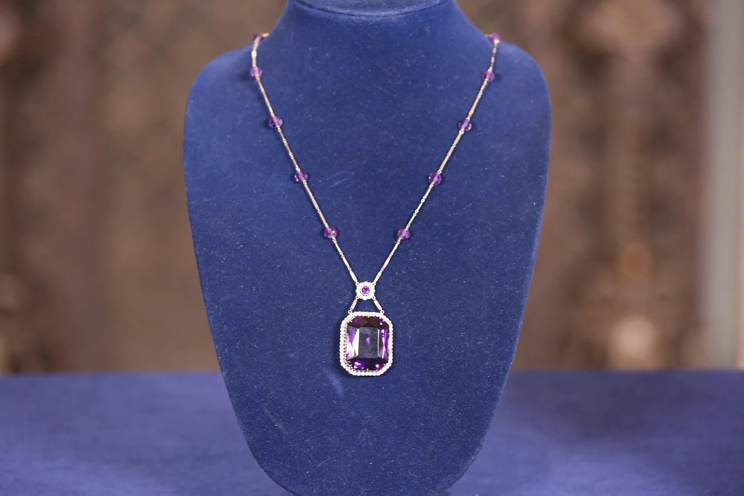 Antiques Roadshow | PBS