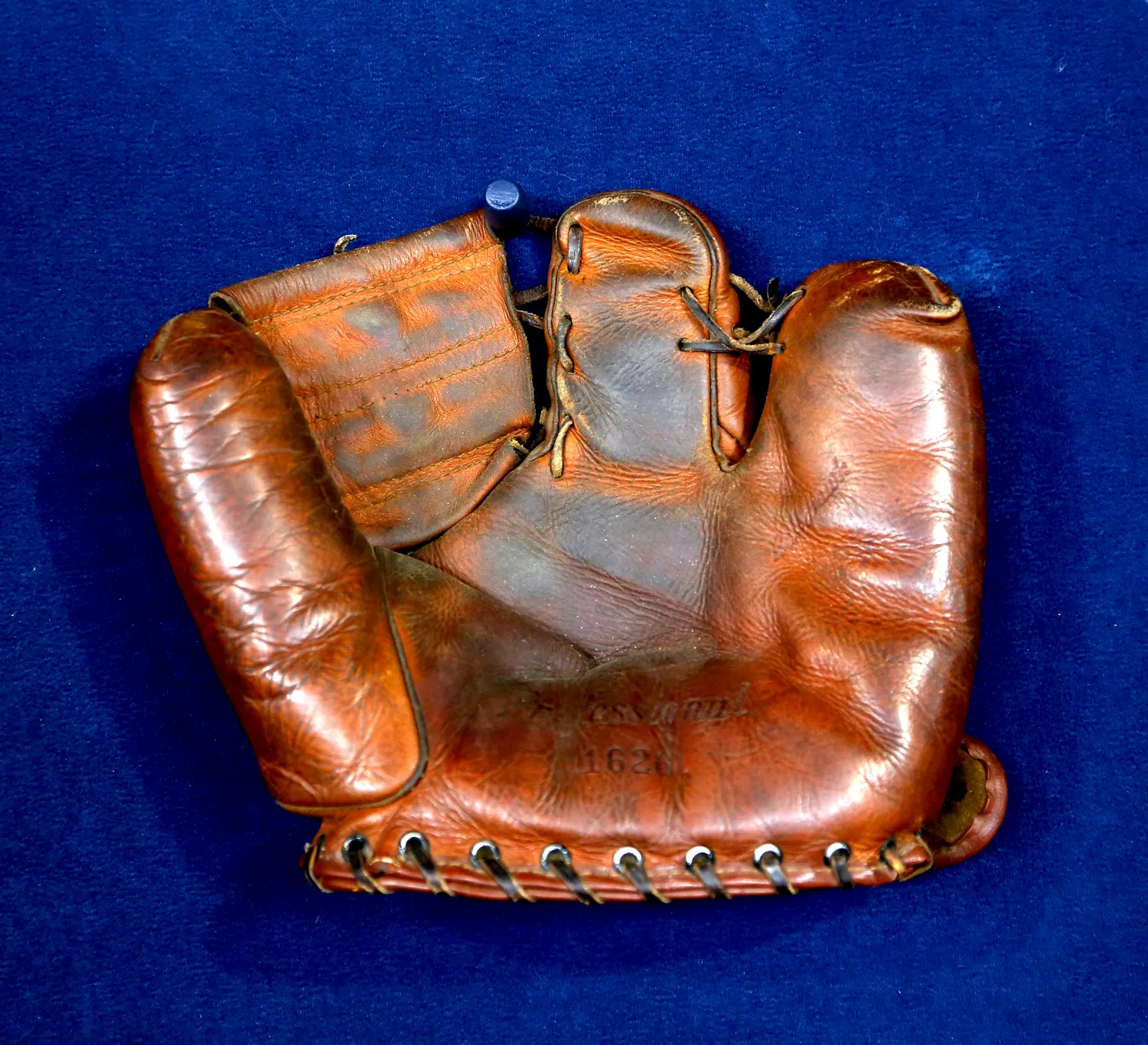 Baseball Glove Collection | Antiques Roadshow | PBS