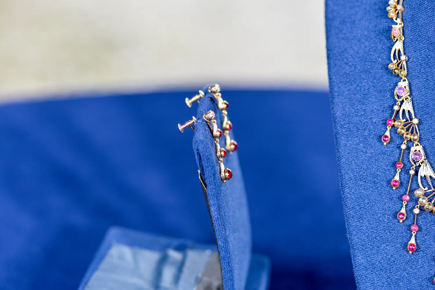 Antiques Roadshow | PBS