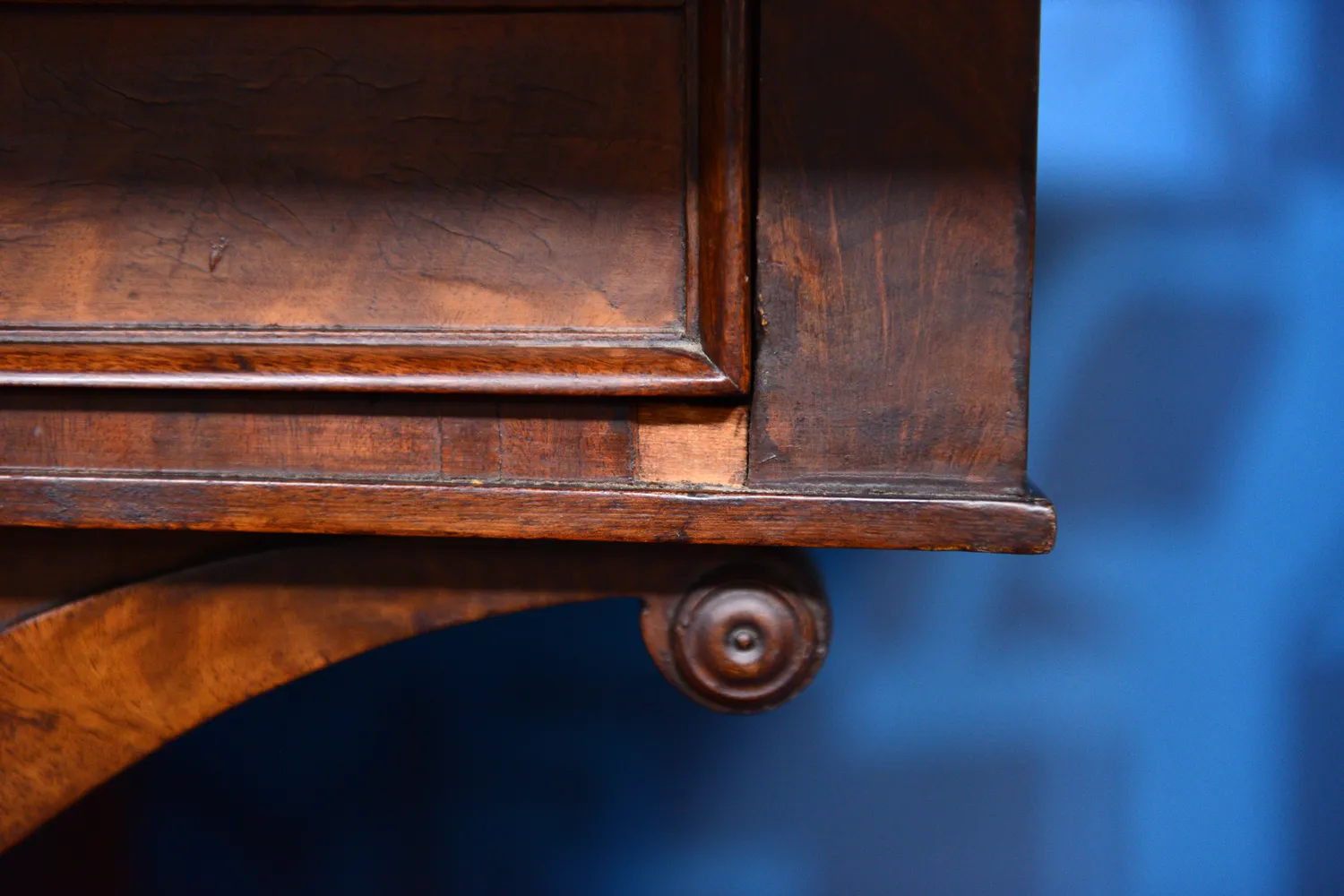 Classical Boston Mixing Table, ca. 1820 | Antiques Roadshow | PBS