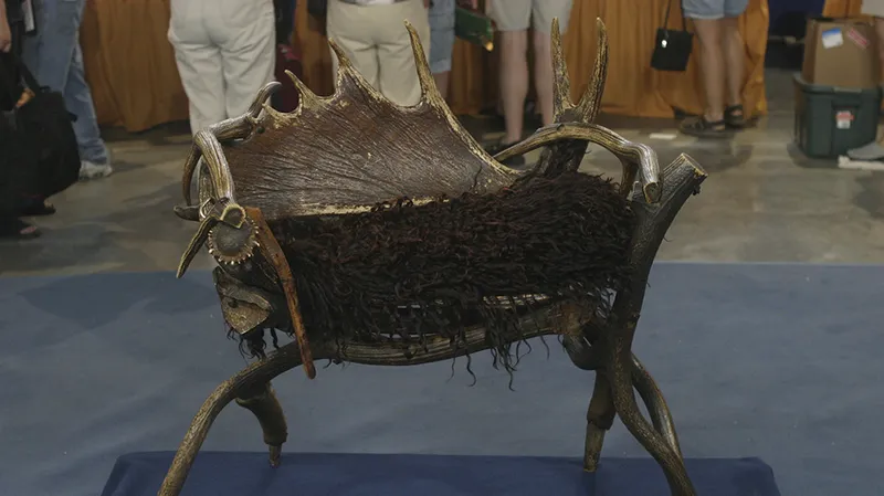 Elk Antler ... and a Little Bit of Moose | Antiques Roadshow | PBS