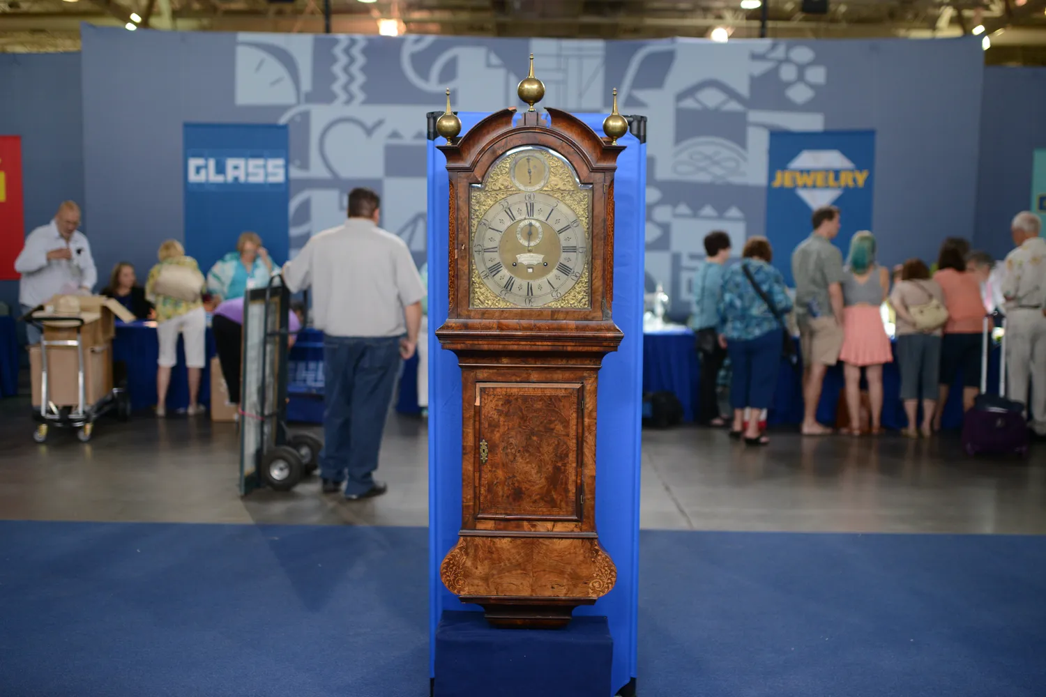 English Wall Clock, ca. 1740 | Antiques Roadshow | PBS