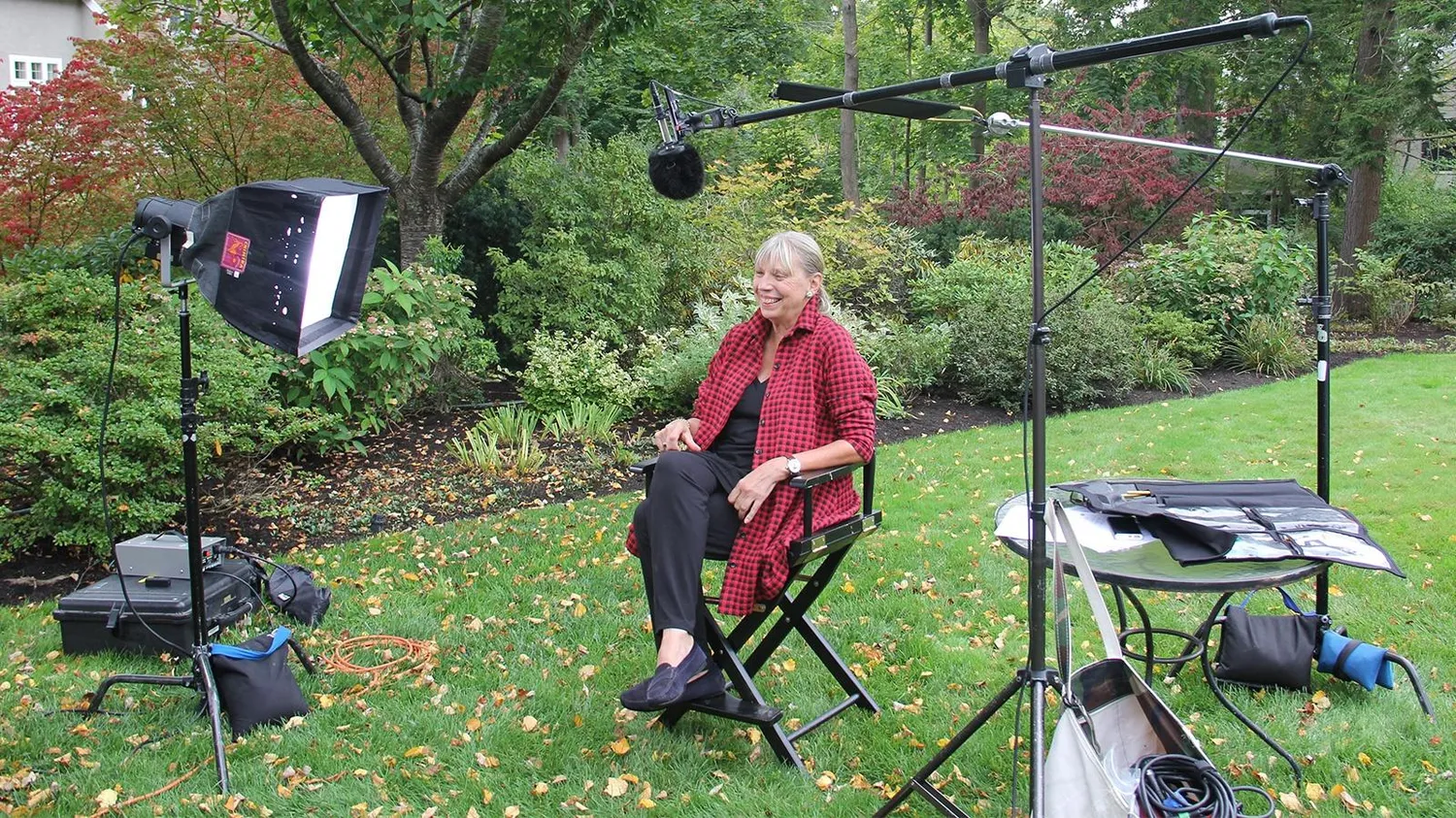 Noel Barrett - Alka-Seltzer "Speedy" Figure | Antiques Roadshow | PBS