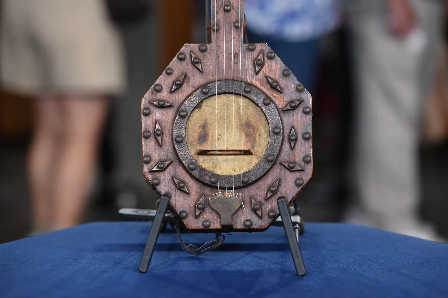 Folk Art Inlaid Banjo, ca. 1900 | Antiques Roadshow | PBS