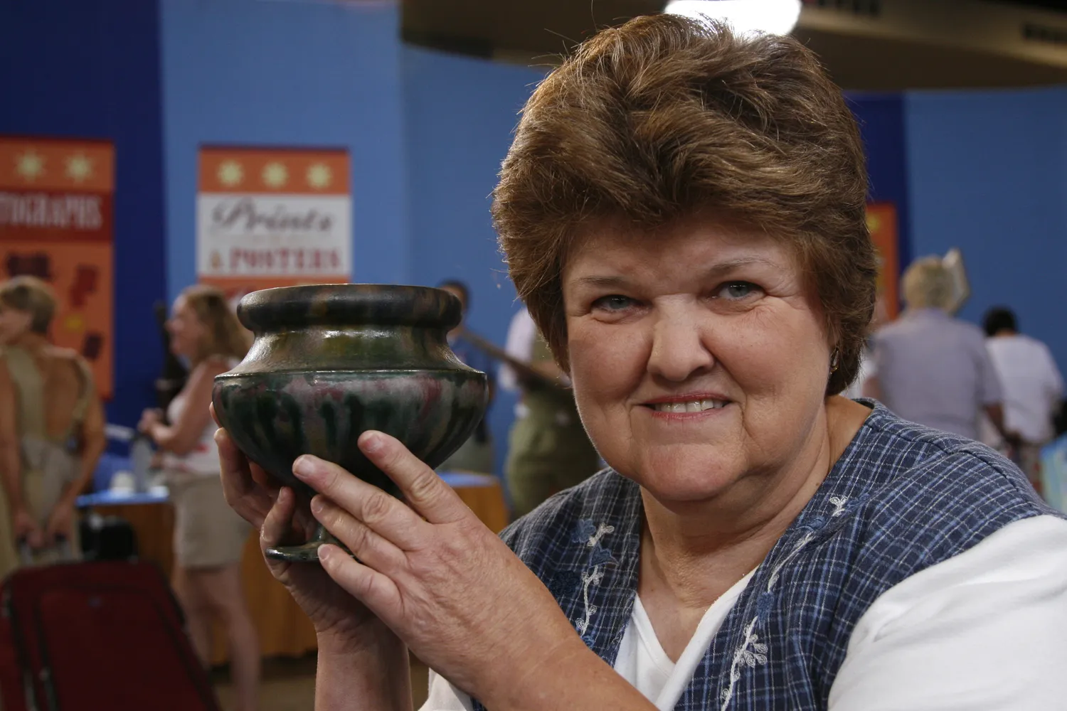 George Ohr Vase, ca. 1900 | Antiques Roadshow | PBS