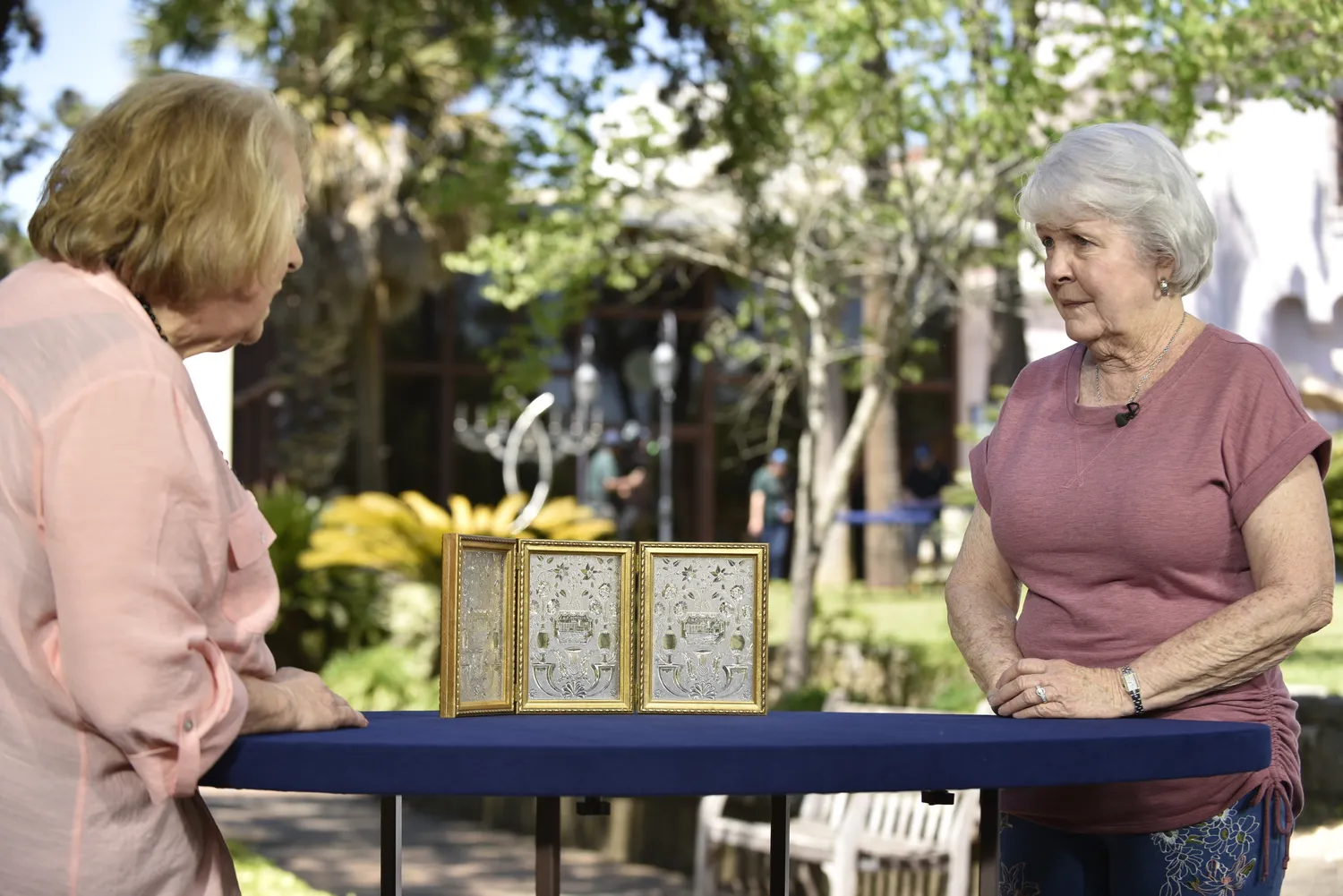 J. & C. Ritchie Lacy Glass Panes, ca. 1833 | Antiques Roadshow | PBS