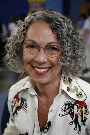 Miniature Book Collection | Antiques Roadshow | PBS