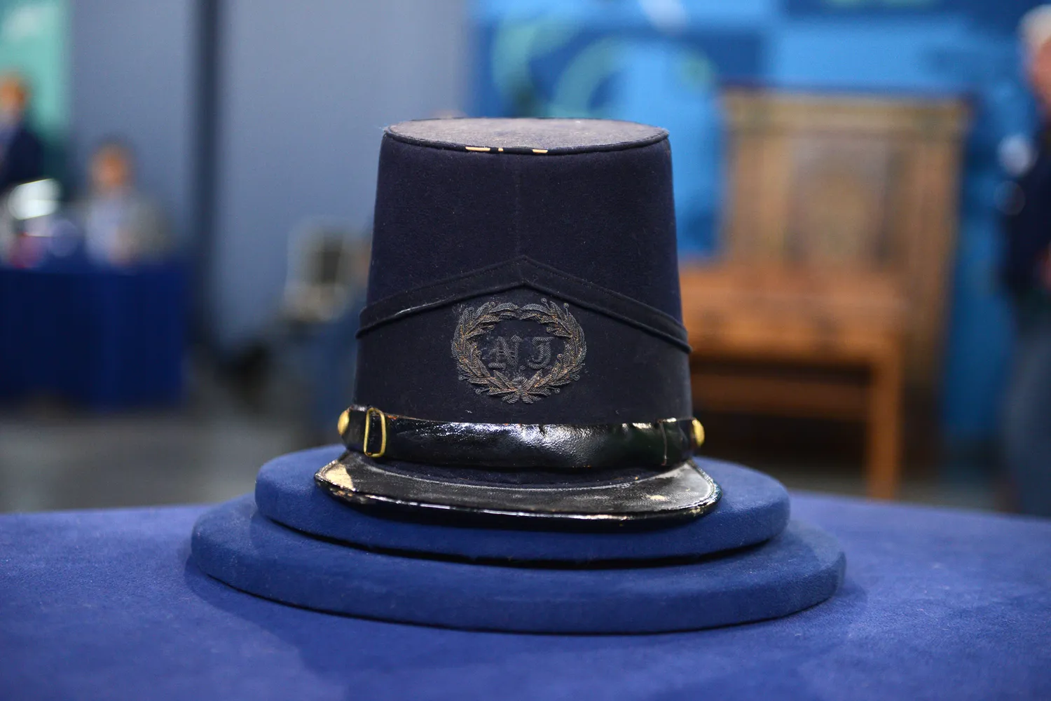 Model 1851 New Jersey Militia Shako Cap with Box | Antiques Roadshow | PBS