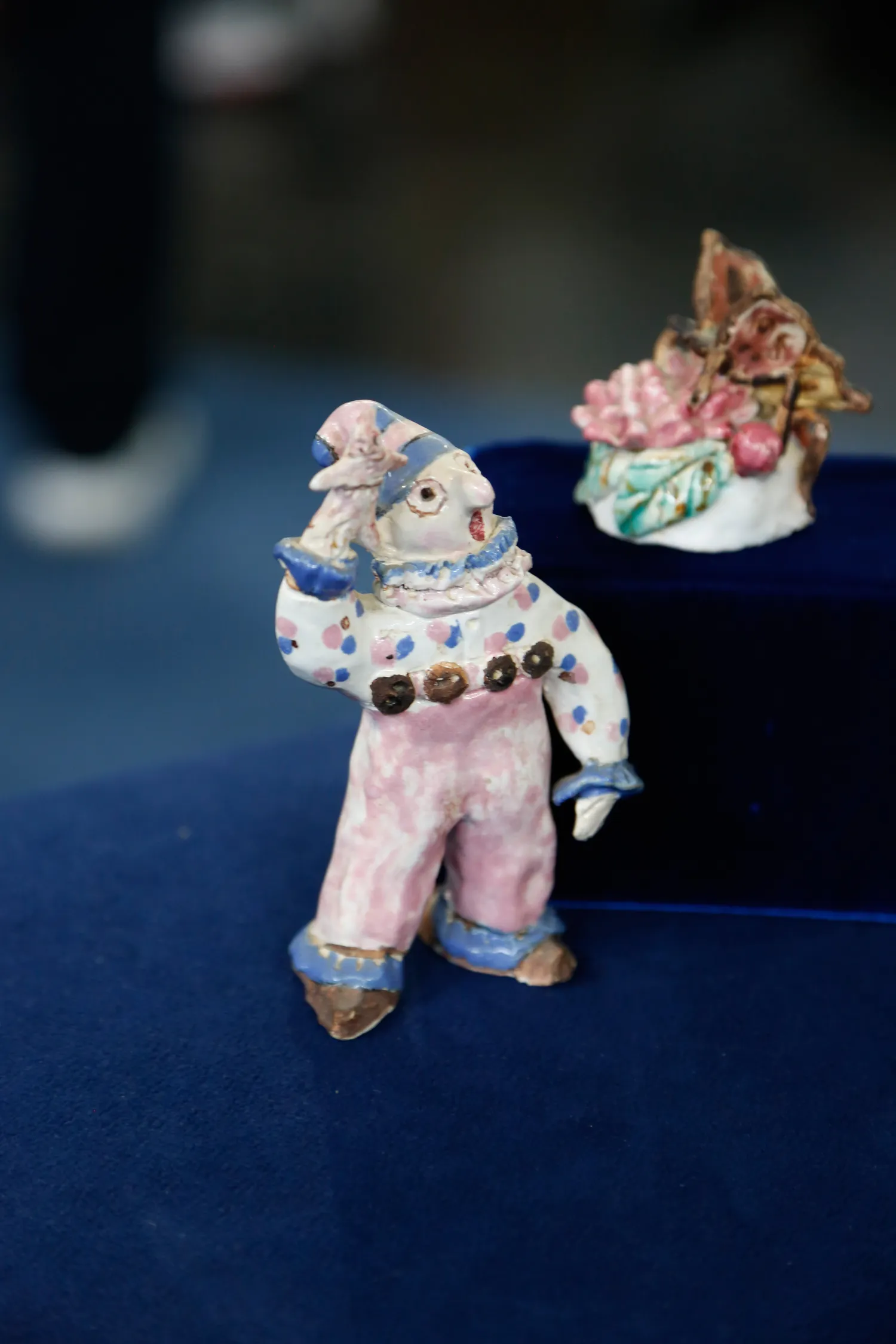 Overbeck Pottery Figurines, ca. 1940 | Antiques Roadshow | PBS