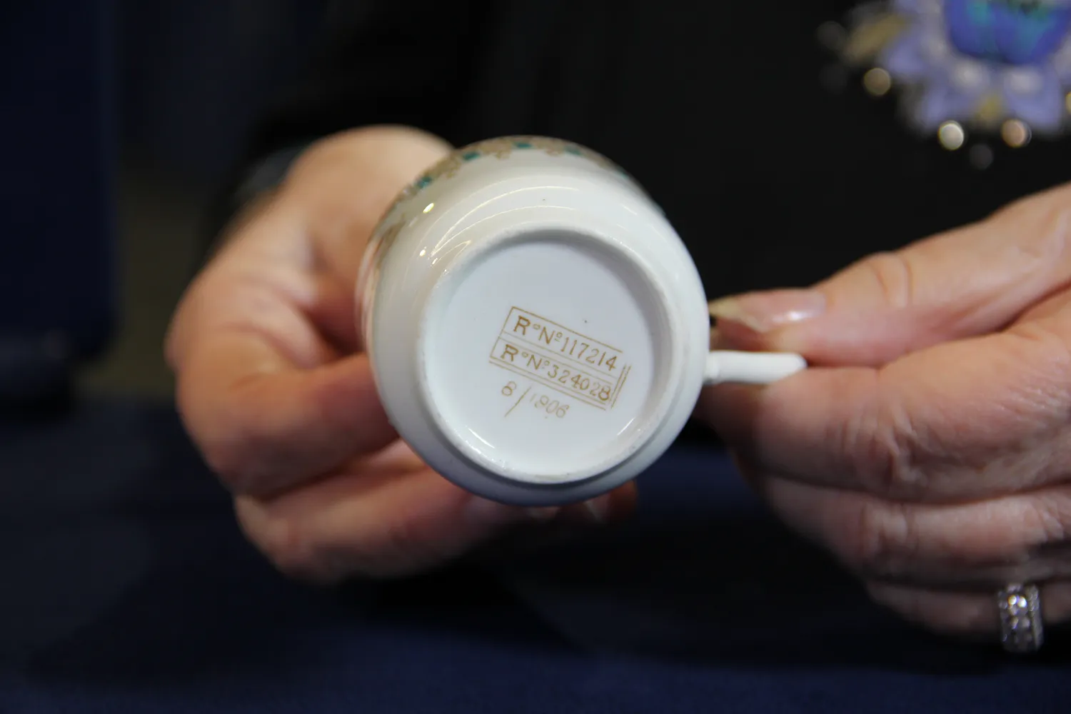 White Star Line Demitasse Cup & Saucer, ca. 1906 | Antiques Roadshow | PBS