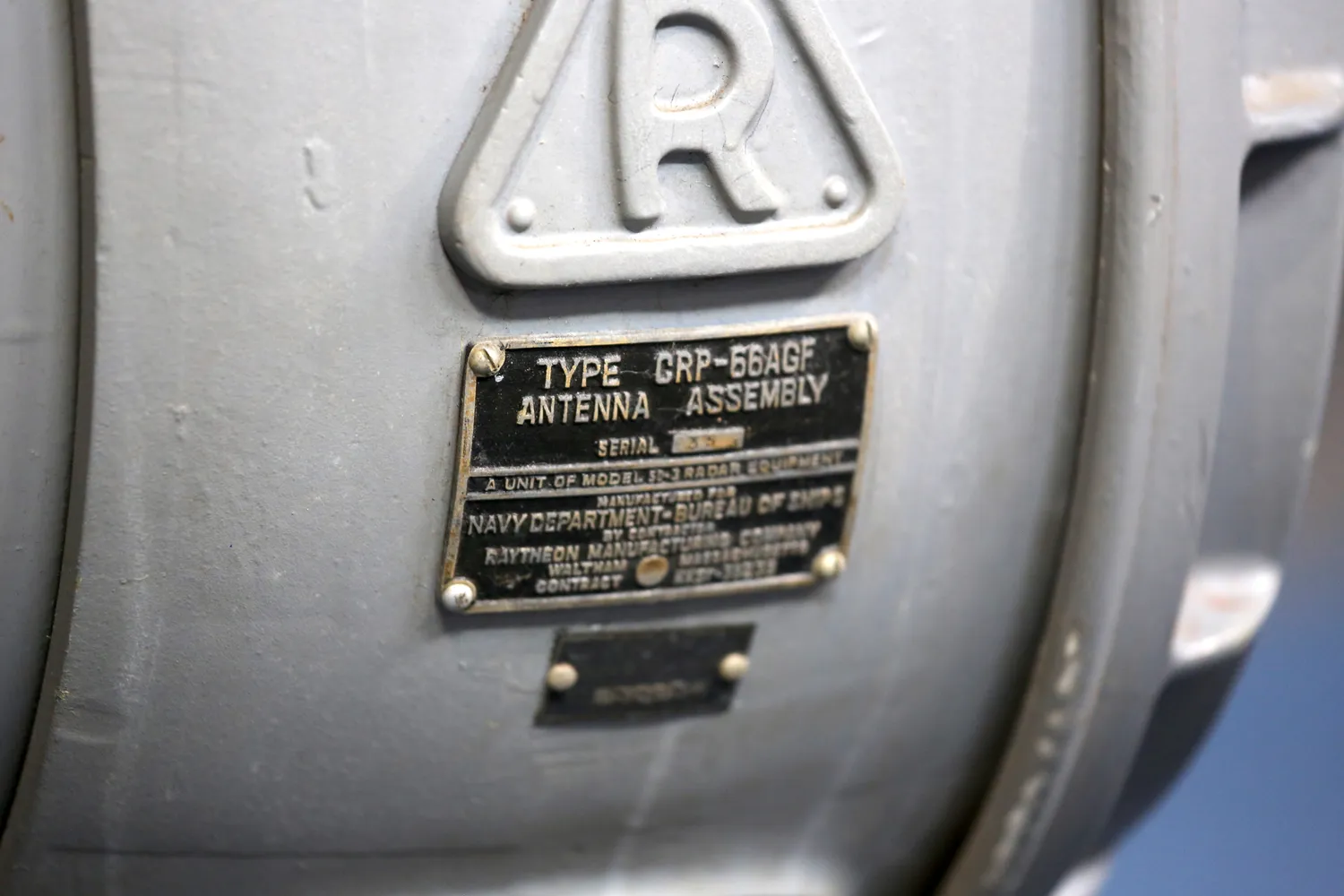 World War II SD-3 Long Range Air Search Radar | Antiques Roadshow | PBS