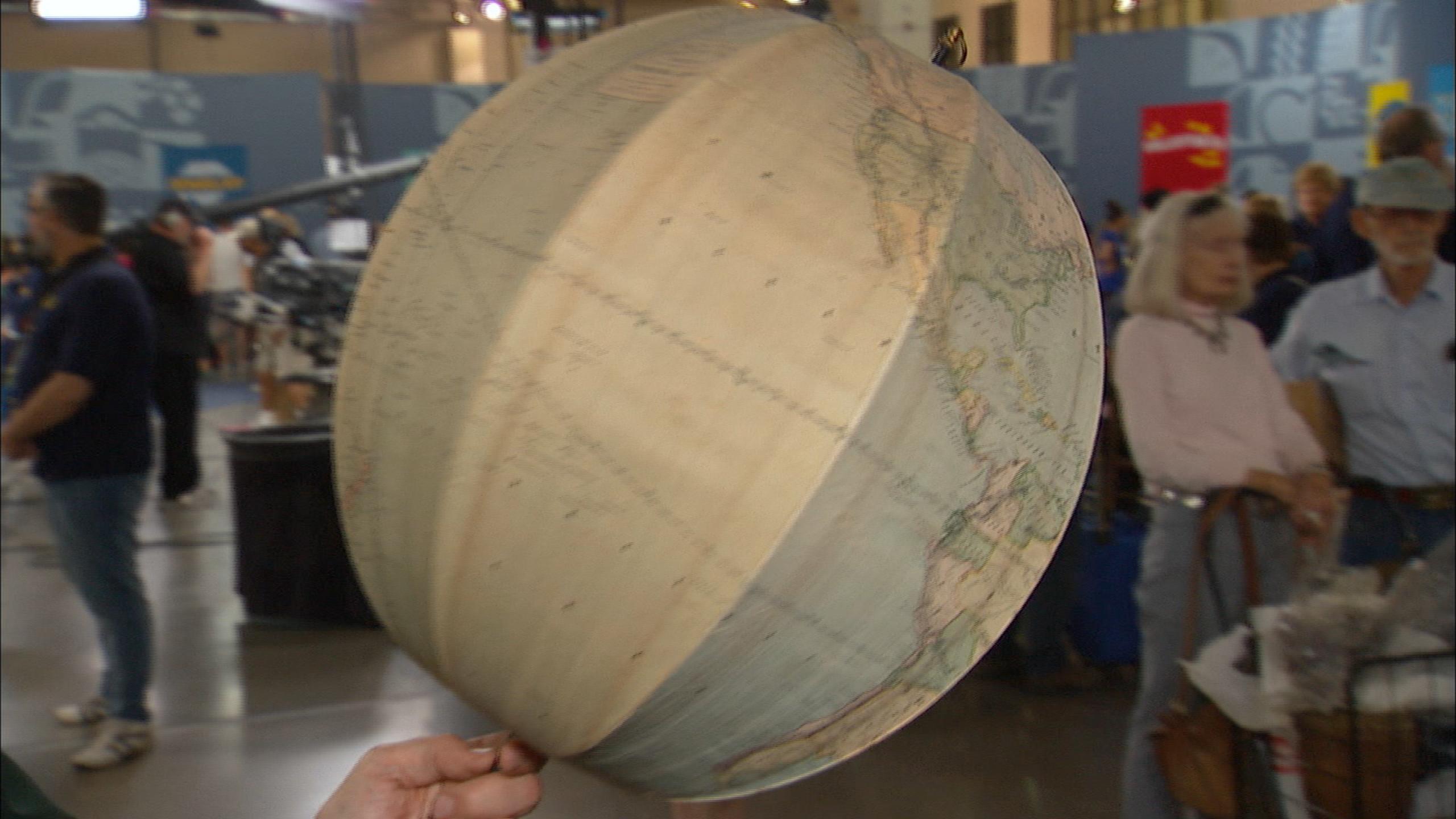 Betts's New Portable Terrestrial Globe, ca. 1863 | Antiques Roadshow | PBS