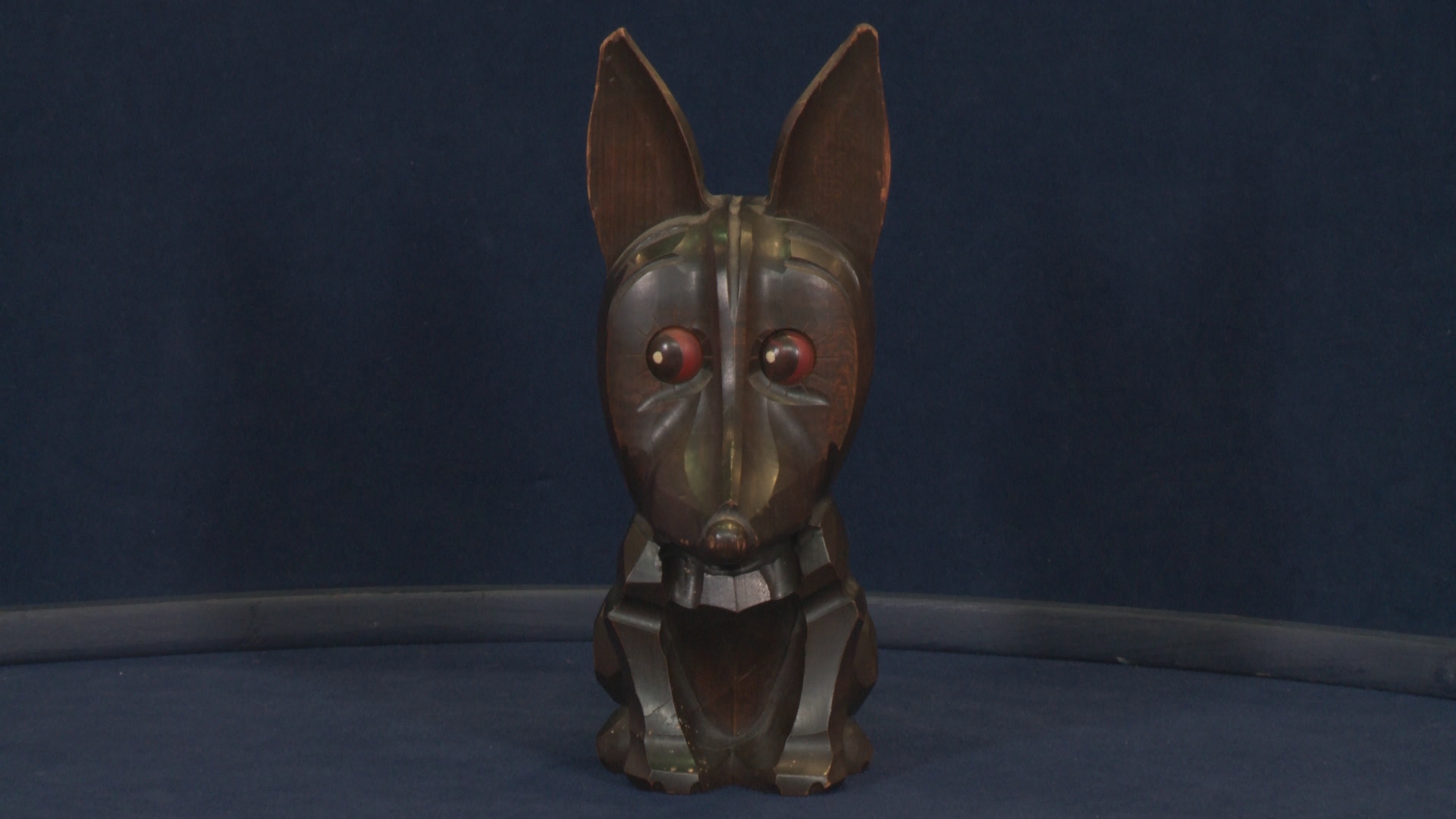 Carved Novelty Clock, ca. 1926 | Antiques Roadshow | PBS