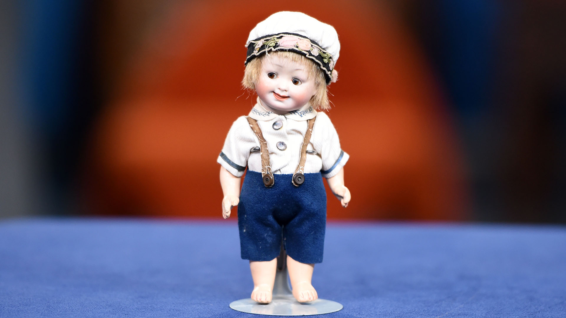 Googly-Eyed Kley & Hahn Doll, ca. 1915 | Antiques Roadshow | PBS