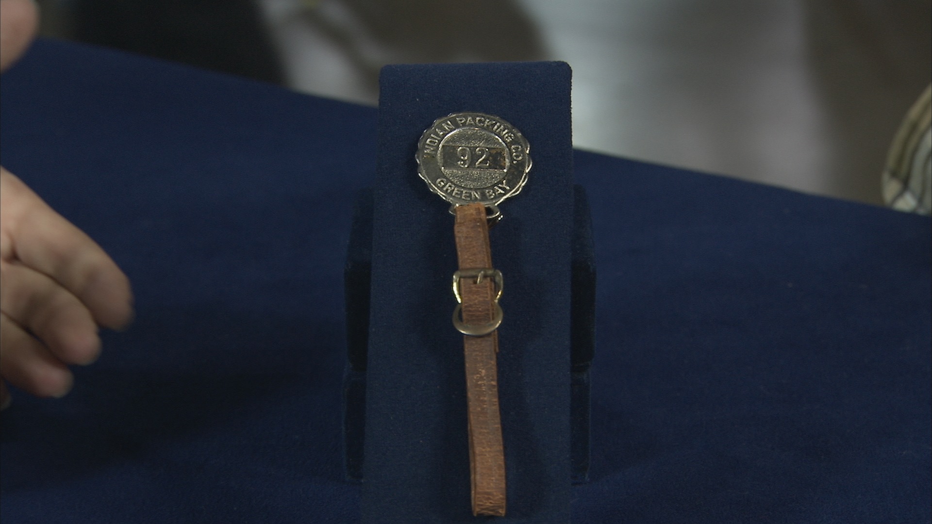 Indian Packing Company Badge, ca. 1920 | Antiques Roadshow | PBS