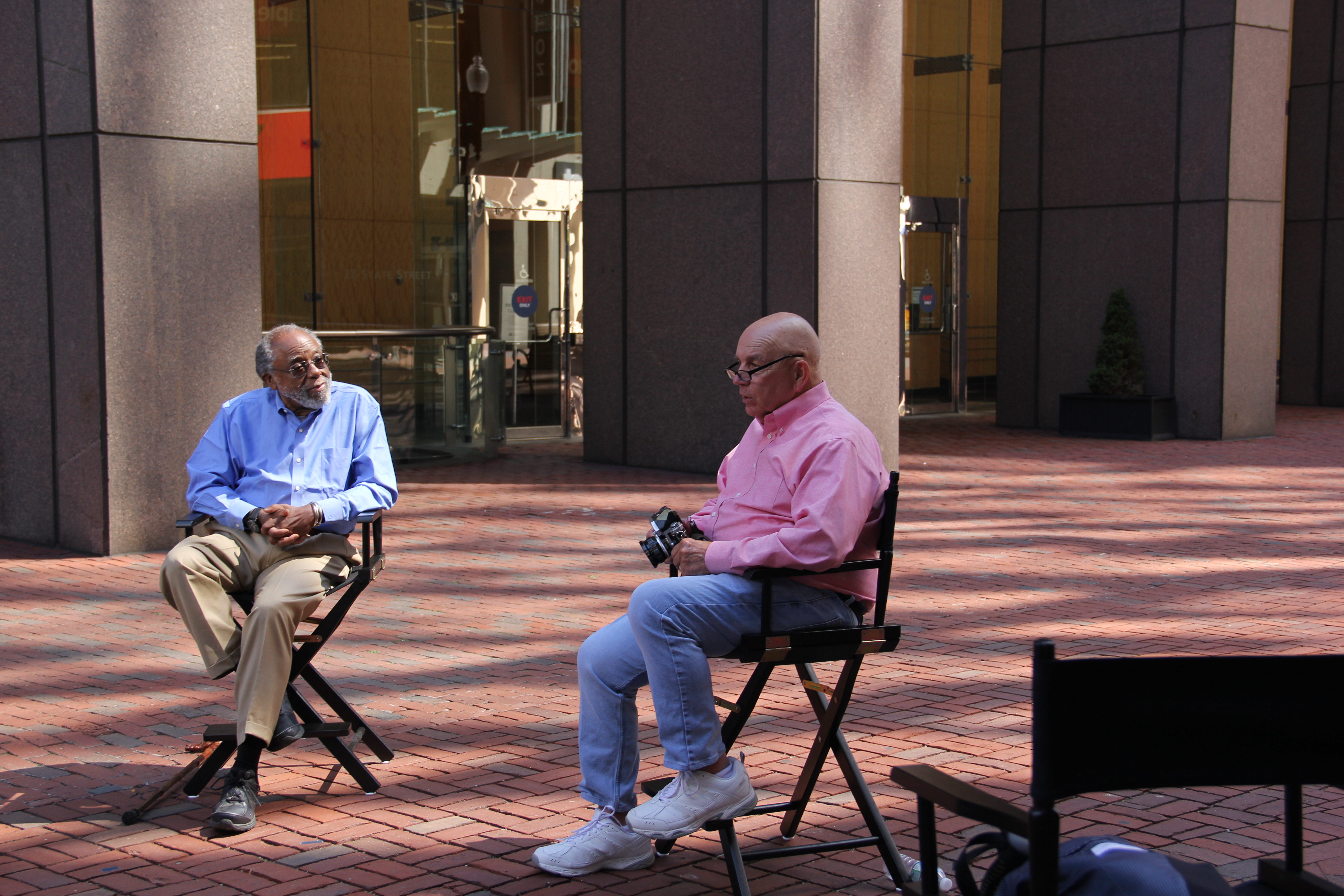 Ken Gloss - 1976 Stanley Forman-signed “Soiling of Old Glory" Photo ...