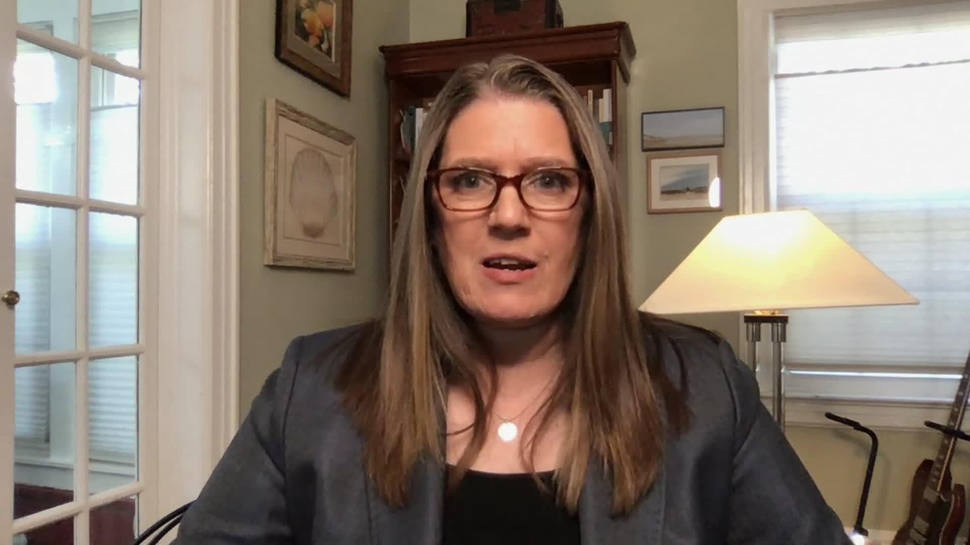 Mary Trump Explains Pres. Trump's Complicated Family History | Video ...