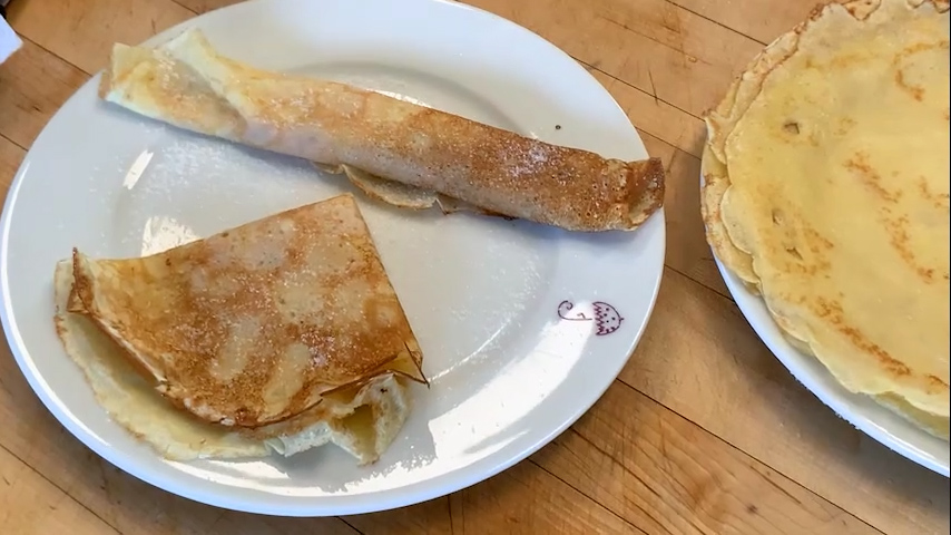 Jacques Pépin makes easy and delicious crêpes | American Masters | PBS