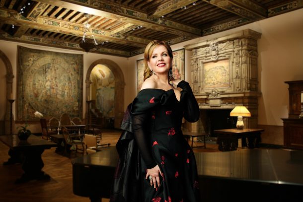 5 Fabulous Facts About Renée Fleming | News | Great Performances | PBS