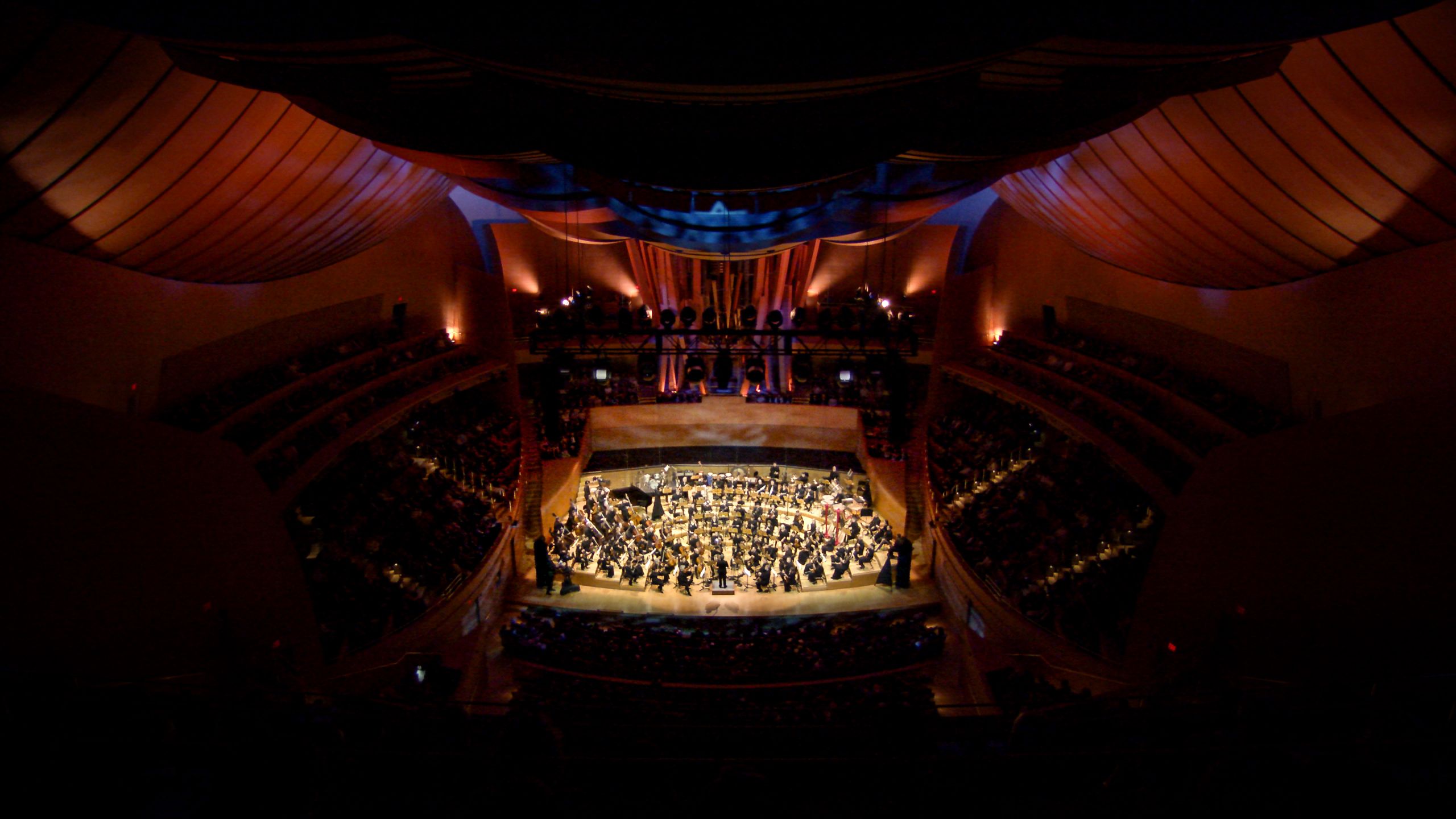 The LA Phil Celebrates Frank Gehry | About | Great Performances | PBS