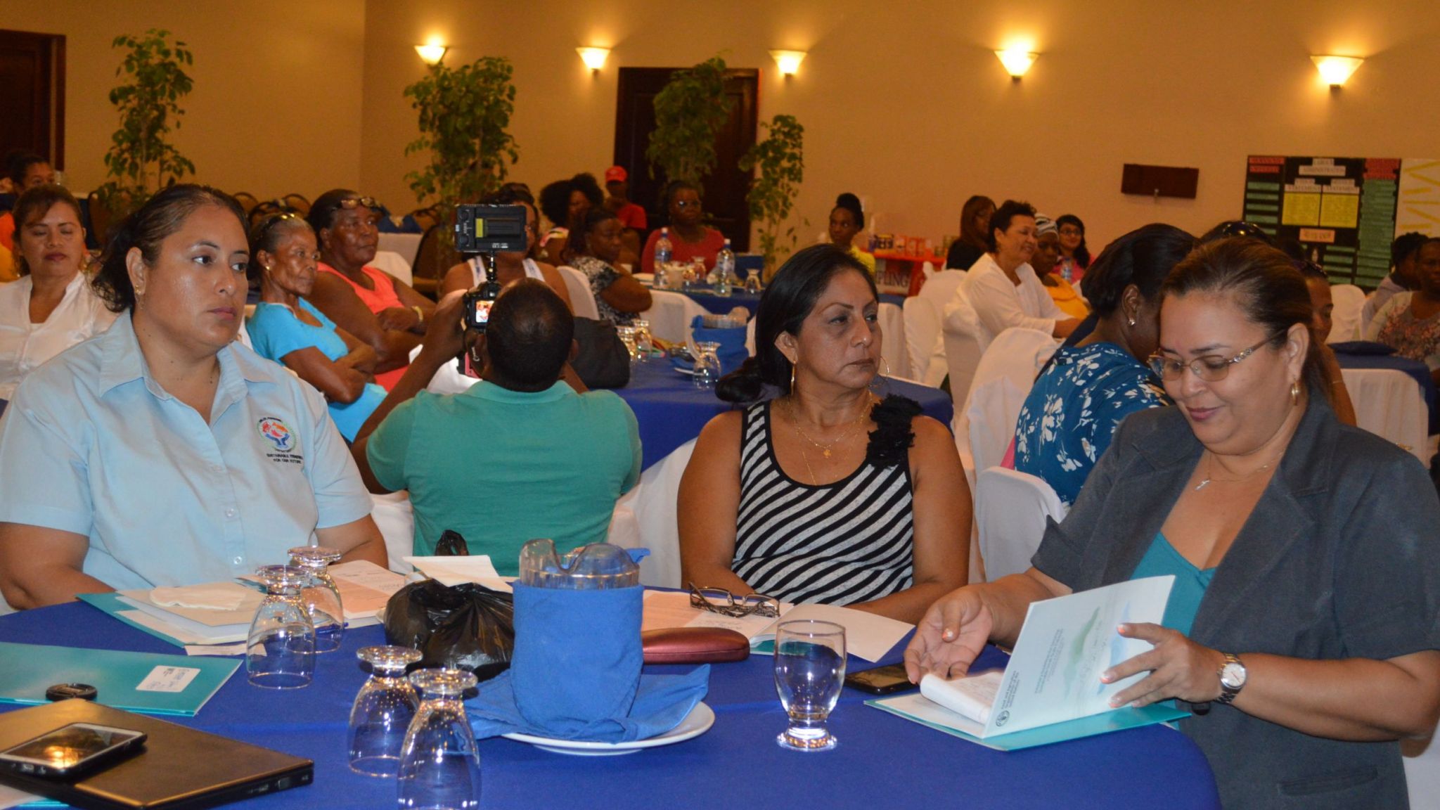 Recognizing the Critical Role of Women in Sustaining Belize’s Fisheries ...