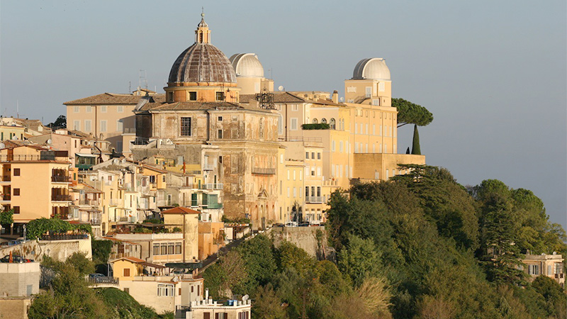 Pope’s Summer Palace Opens to Public | October 28, 2016 | Headlines ...
